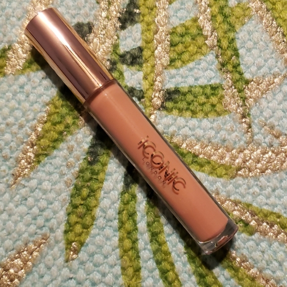 ICONIC London | Makeup | Newiconic London Lip Plumping Gloss | Poshmark